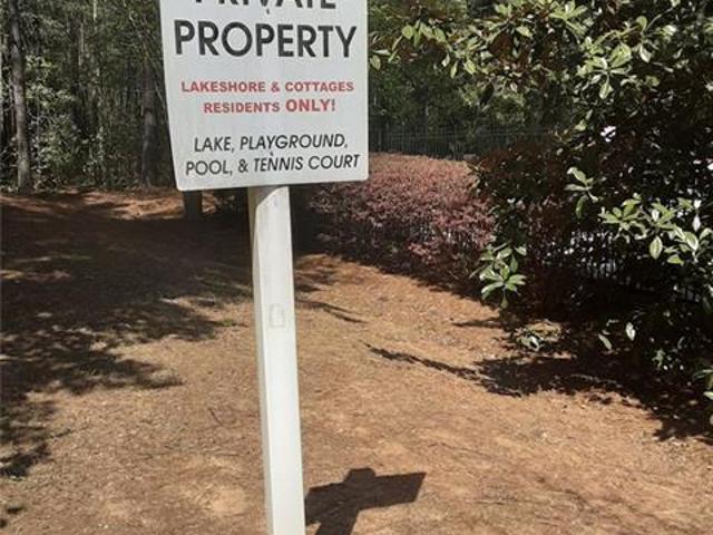 132 Lakeshore Pkwy, Newnan, GA 30263 | MLS #7762 | Compass