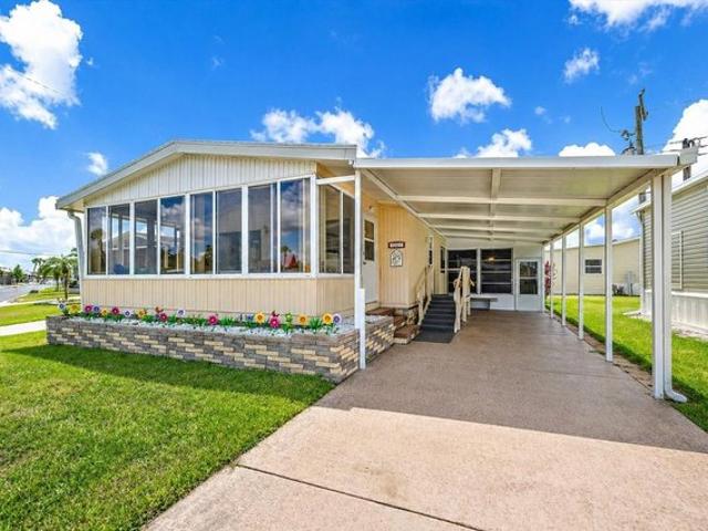 132 Lakeview Dr Unit 132, Palmetto, FL 34221