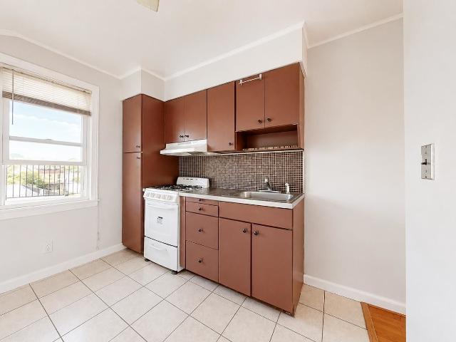 132 Linden Ave Unit 3, Jersey City, US, NJ