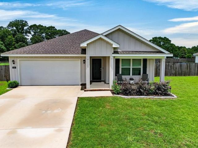 132 Magnolia Farms Dr, Lucedale, MS 39452