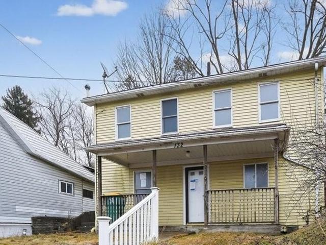 132 McVey St, Sturgeon, PA 15082