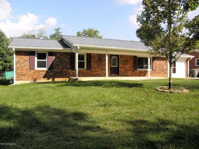 132 Meadowbrook Dr, Frankfort, KY 40601