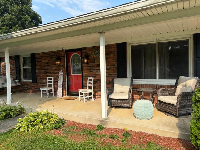 132 Meadowbrook Drive