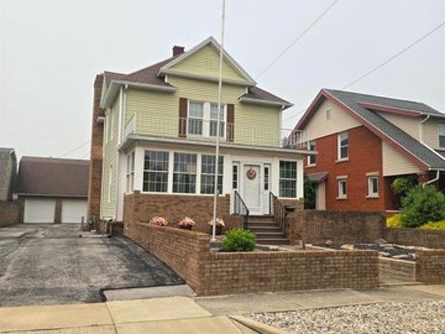 132 N Wilson Ave, Fremont, OH 43420