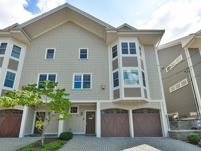 132 Newton St Unit 132, Boston, MA 02135