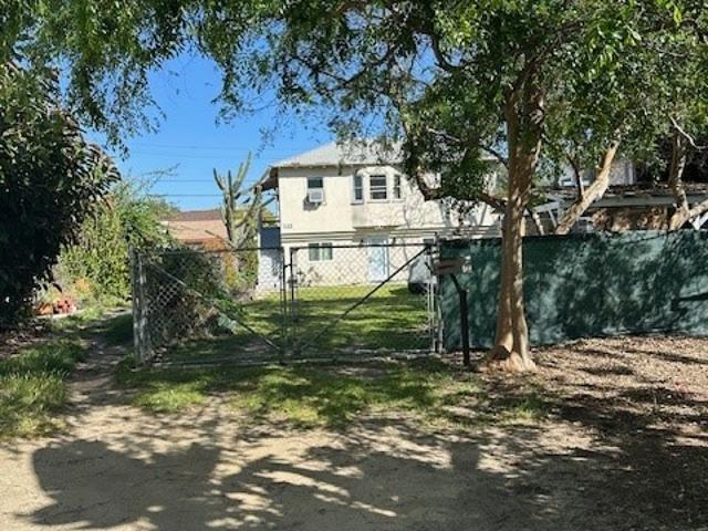 132 S Everett St, Glendale, CA 91205 | MLS #GD26051 | Compass
