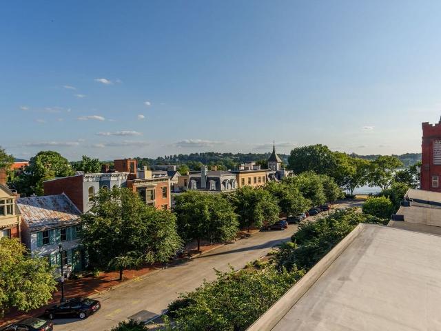 132 State St 3 Bedroom Apartment for Rent at 132 State St, Harrisburg, PA 17101 Capital District