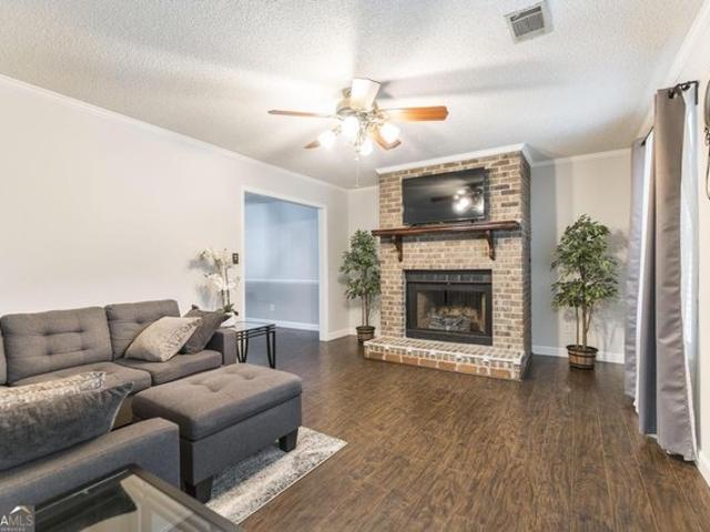132 Sussex Dr, Warner Robins, GA 31088