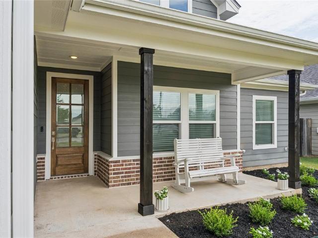 132 Swan Lake