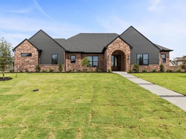 132 Paddle Boat Ct, Robinson, TX 76706