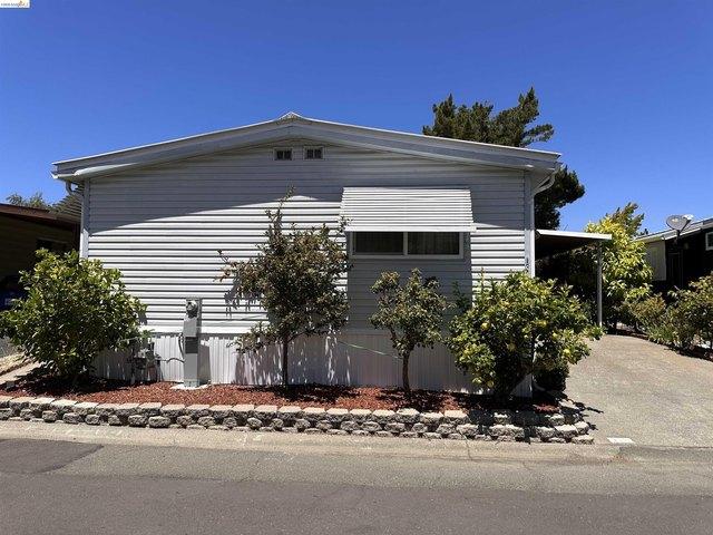 132 Phyllis Ct Unit 132, Vallejo, CA 94591