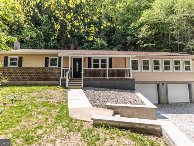 132 Pisgah Rd, Shermans Dale, PA 17090