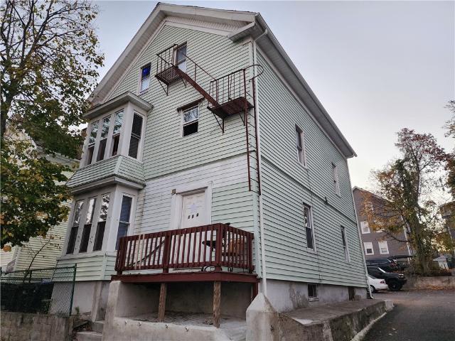 132 Putnam Street