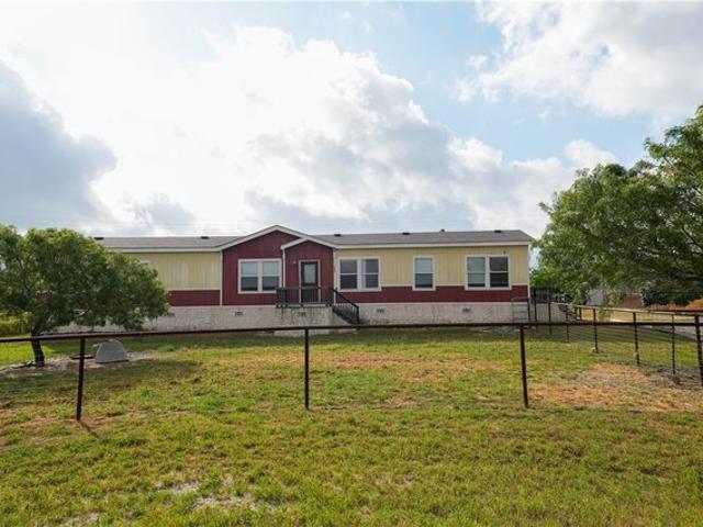 132 Quail Run, Calliham, TX 78007
