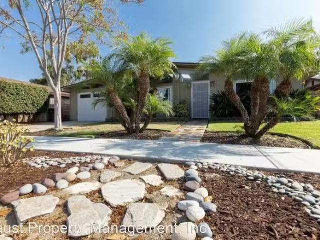 132 Riviera Dr