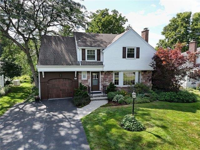 132 Ridgemont Dr, Rochester, NY 14626