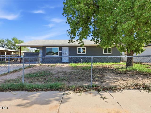 132 w barrus place