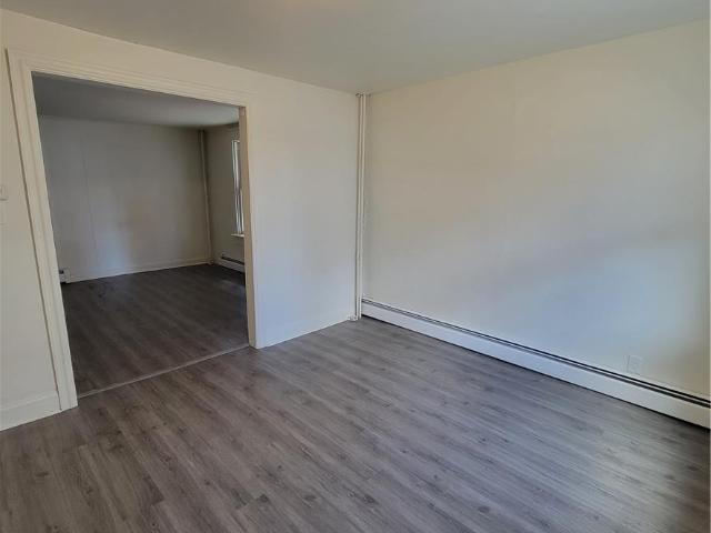 132 W Chew Street