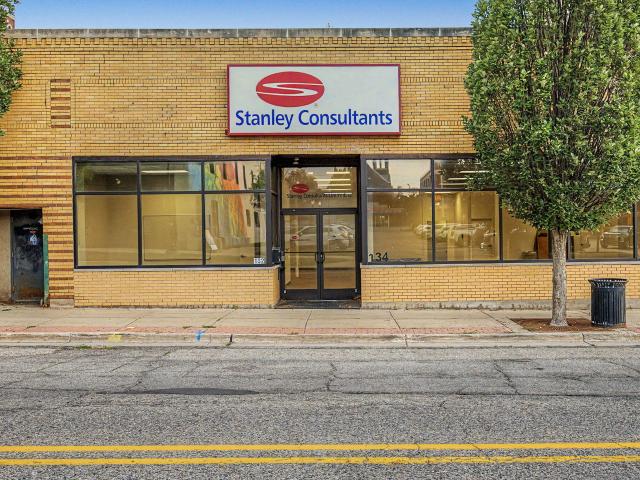 132 W Cortland Street