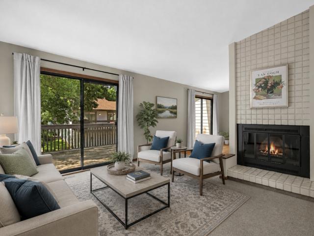 132 W Eagle Lake Drive