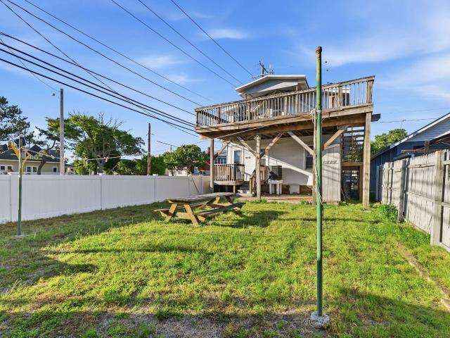 132 W Juniper Avenue