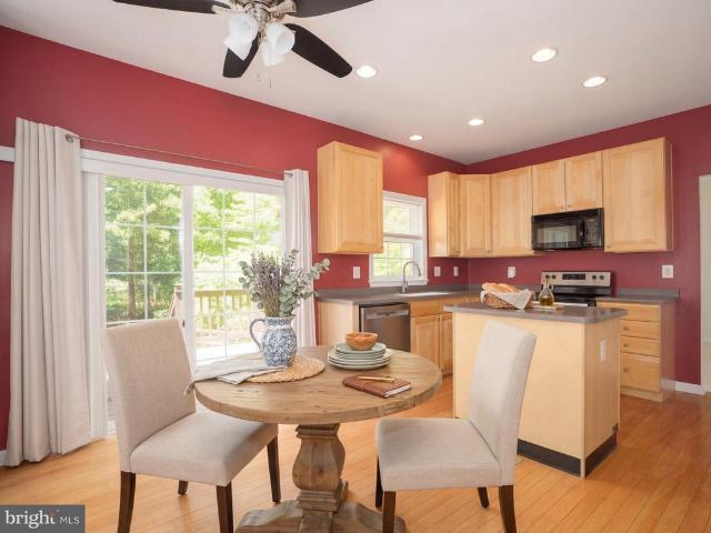 132 Thomas Jefferson Terrace