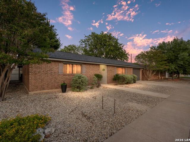 132 Village Dr
