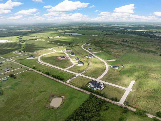 132 Yellow Rose St, Lorena, TX 76655 | MLS #21077