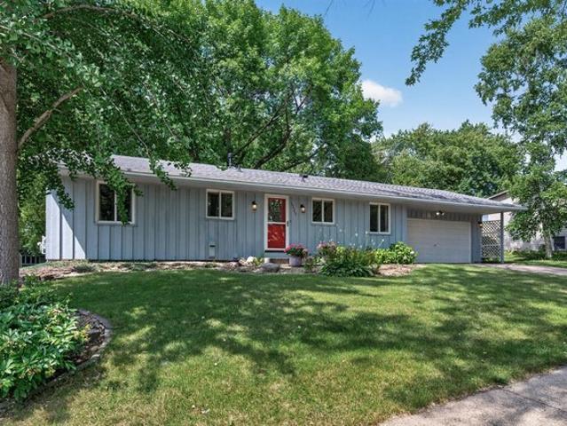 13345 Foliage Ave, Apple Valley, MN 55124