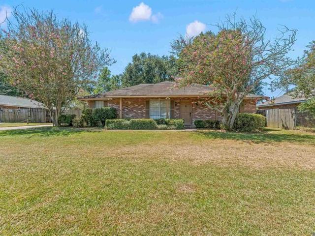 13346 Perkins Rd E, Baton Rouge, LA 70810