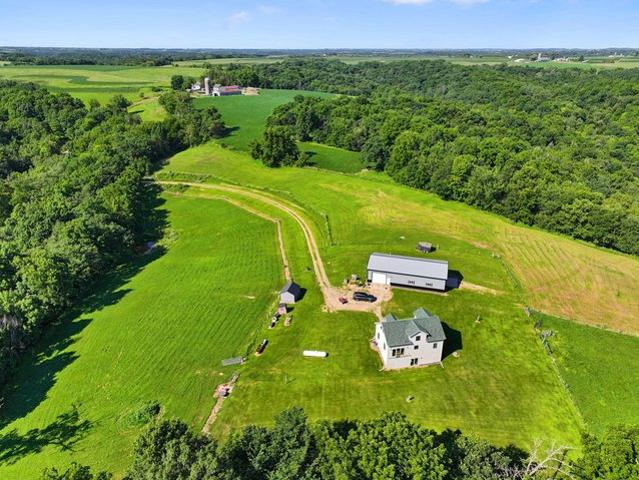 13348 Hillside Rd, Brownsville, MN 55919