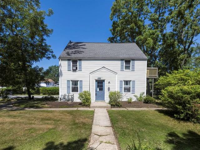 1334 Nicholson St, Erie, PA 16509