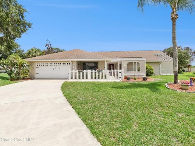 1334 Cherry Hills Rd NE, Palm Bay, FL 32905