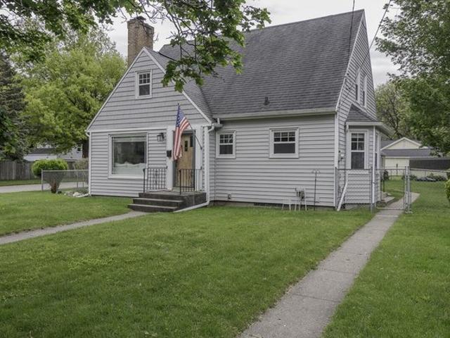 1334 Homecrest Ave, Kalamazoo, MI 49001