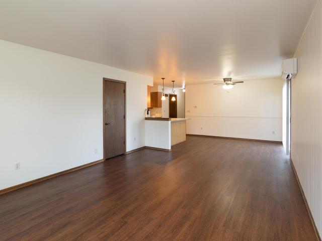 1334 Honeysuckle Rd, Unit 1336