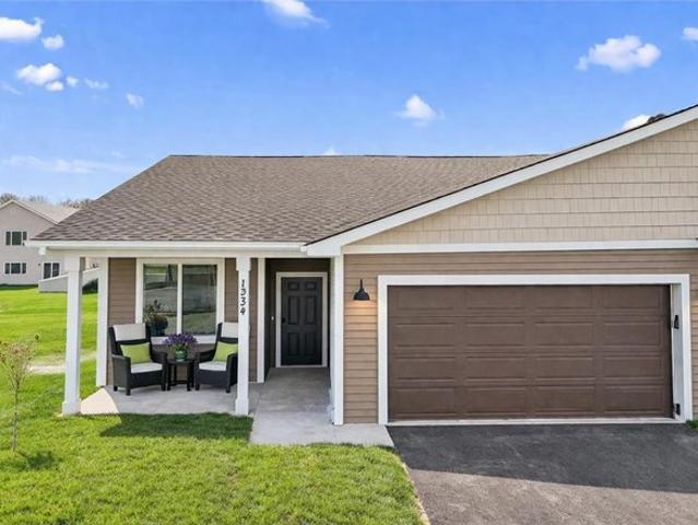 1334 Rose St, New Richmond, WI 54017