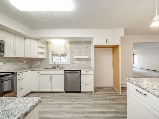 1334 S Onyx Court