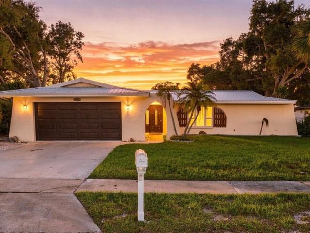 1334 th Ave, Seminole, FL 33776