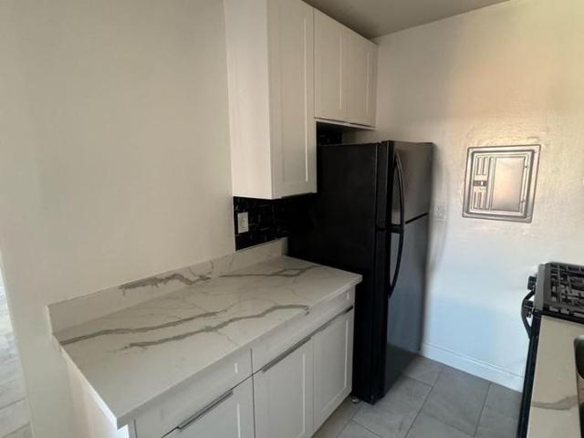 1334L 1 Bedroom Apartment for Rent at 1334 North Las Palmas Avenue, Los Angeles, CA 90028 Central Hollywood