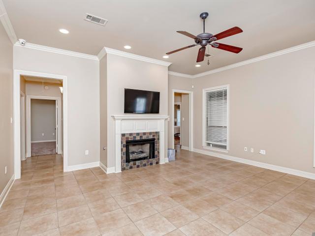 13351 Sunny Ln