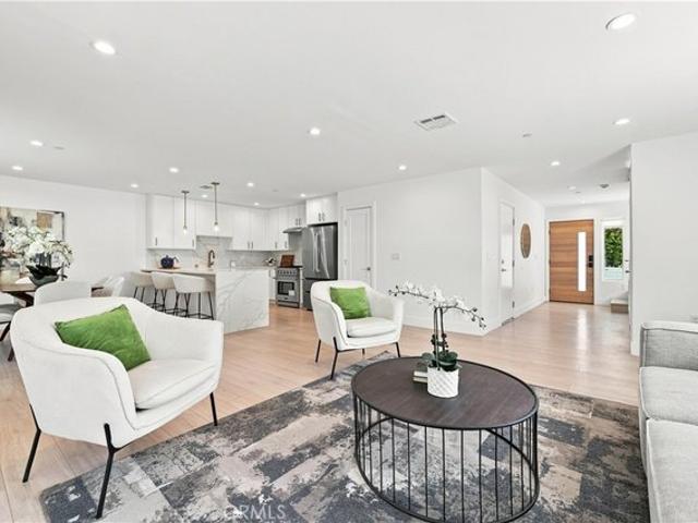 13357 W Cellest Pkwy, Pacoima, CA 91331