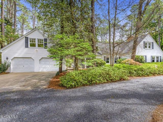 1335 Midland Rd, Southern Pines, NC 28387