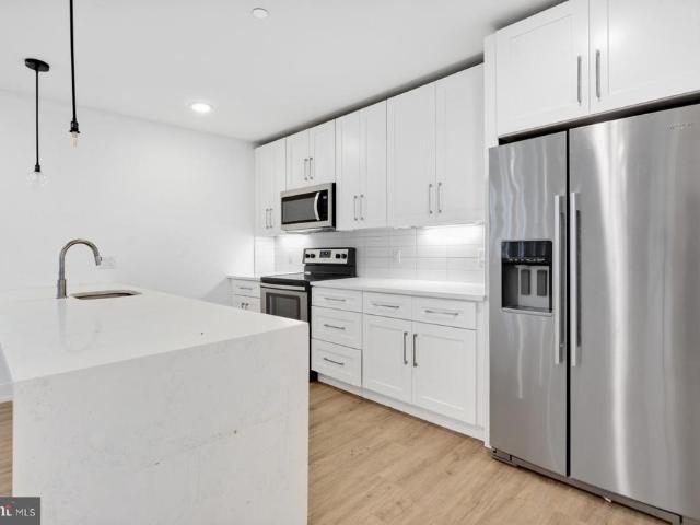 1335 N Marston Street # 402