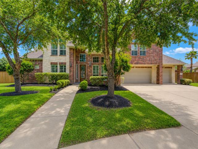 1335 Altavilla Lane