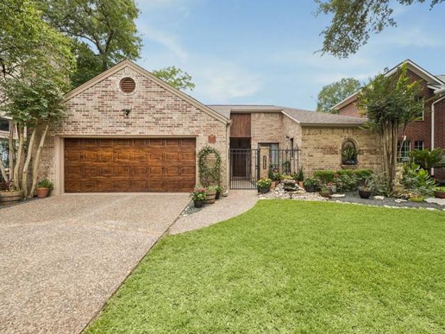 1335 Bullock Ln, Houston, TX 77055