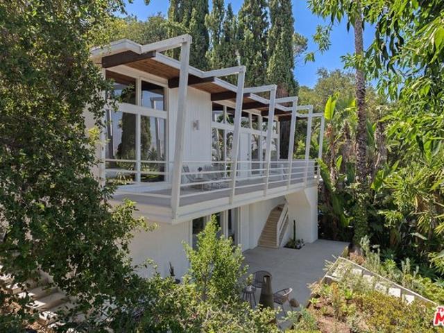 1335 Columbia Dr, Glendale, CA 91205