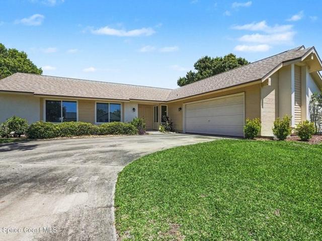 1335 Golf Vista Ct NE, Palm Bay, FL 32905