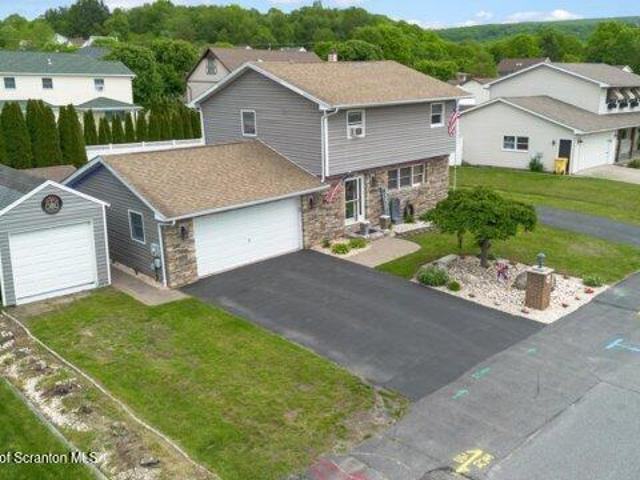 1335 Hampton Drive