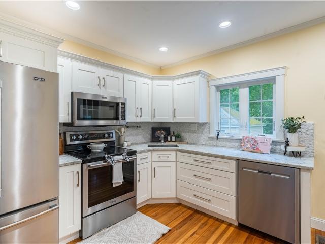 1335 Pawtucket Avenue