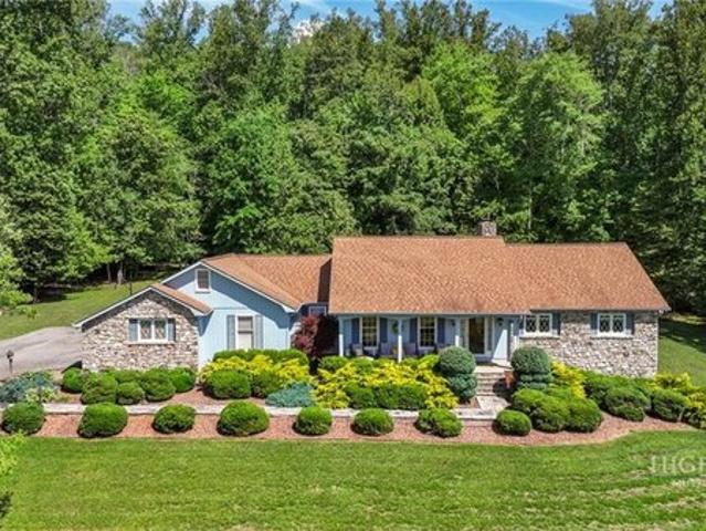 1335 Shingle Gap Rd, Purlear, NC 28665